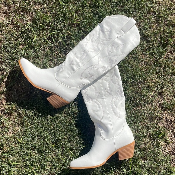 Altar'd State | Shoes | Urson Western Cowboy Boots By Billini Size 38 8 ...